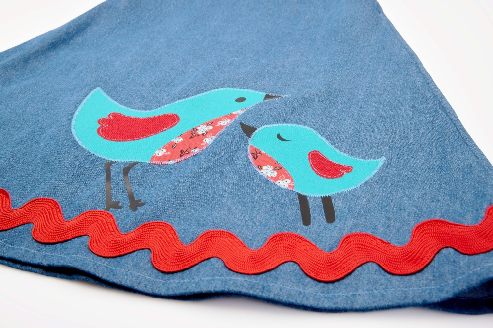 Bird applique embellishment